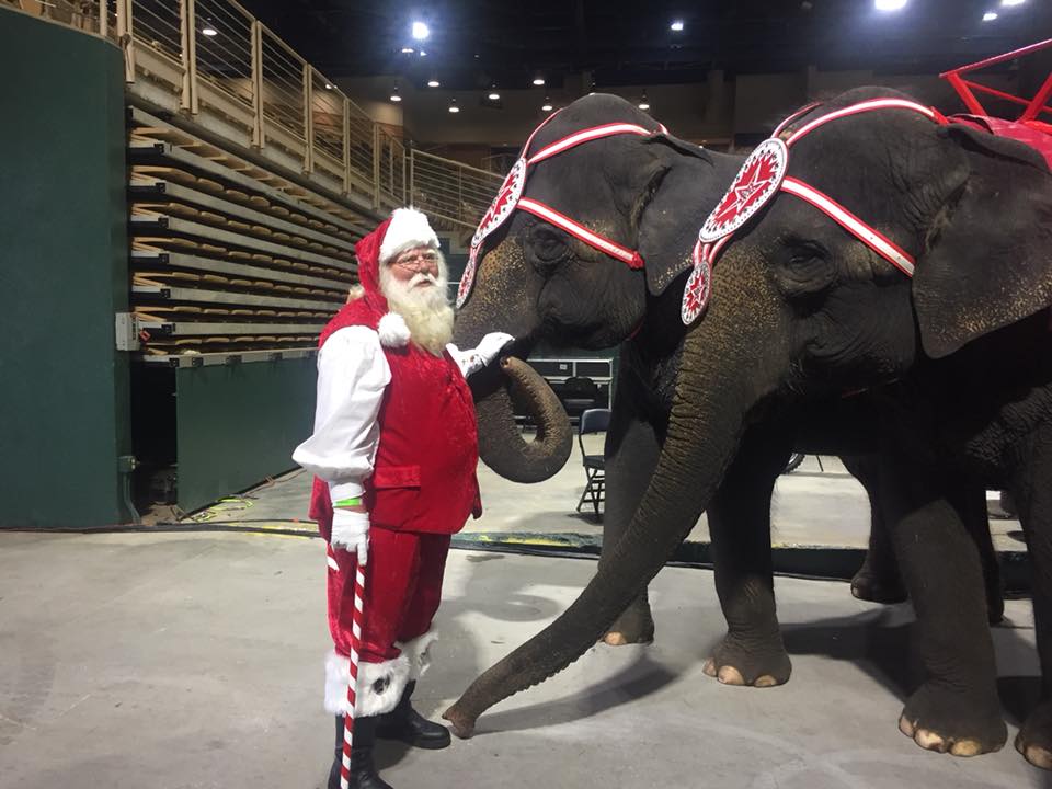 Santa appears at the Bahia Shrine Circus – http://santabiker.com
