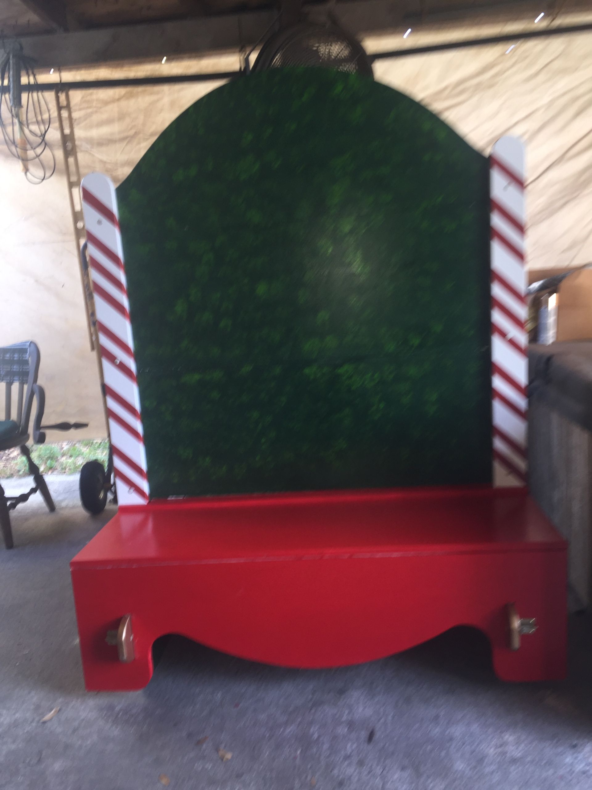 Some of Santa’s chairs and background props – https://santabiker.com